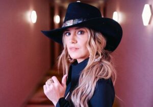 Lainey Wilson – Age, Bio, Height, Weight, Net Worth