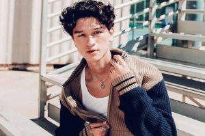 Charlie Bushnell – Age, Bio, Height, Weight, Girlfriend, Net Worth