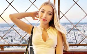 Isa Escu – Age, Bio, Height, Weight, Boyfriend, Net Worth