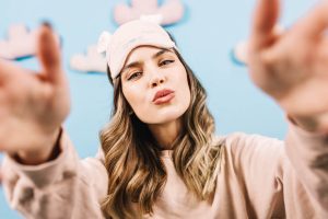 From Viral Filters To Real-Life Style: How AI Beauty Trends Shape Fashion